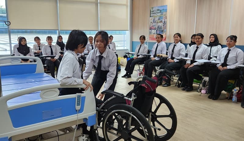 Fuji Academy BSD Resmi Dibuka! Siap Kirim Ribuan Calon Caregiver ke ...