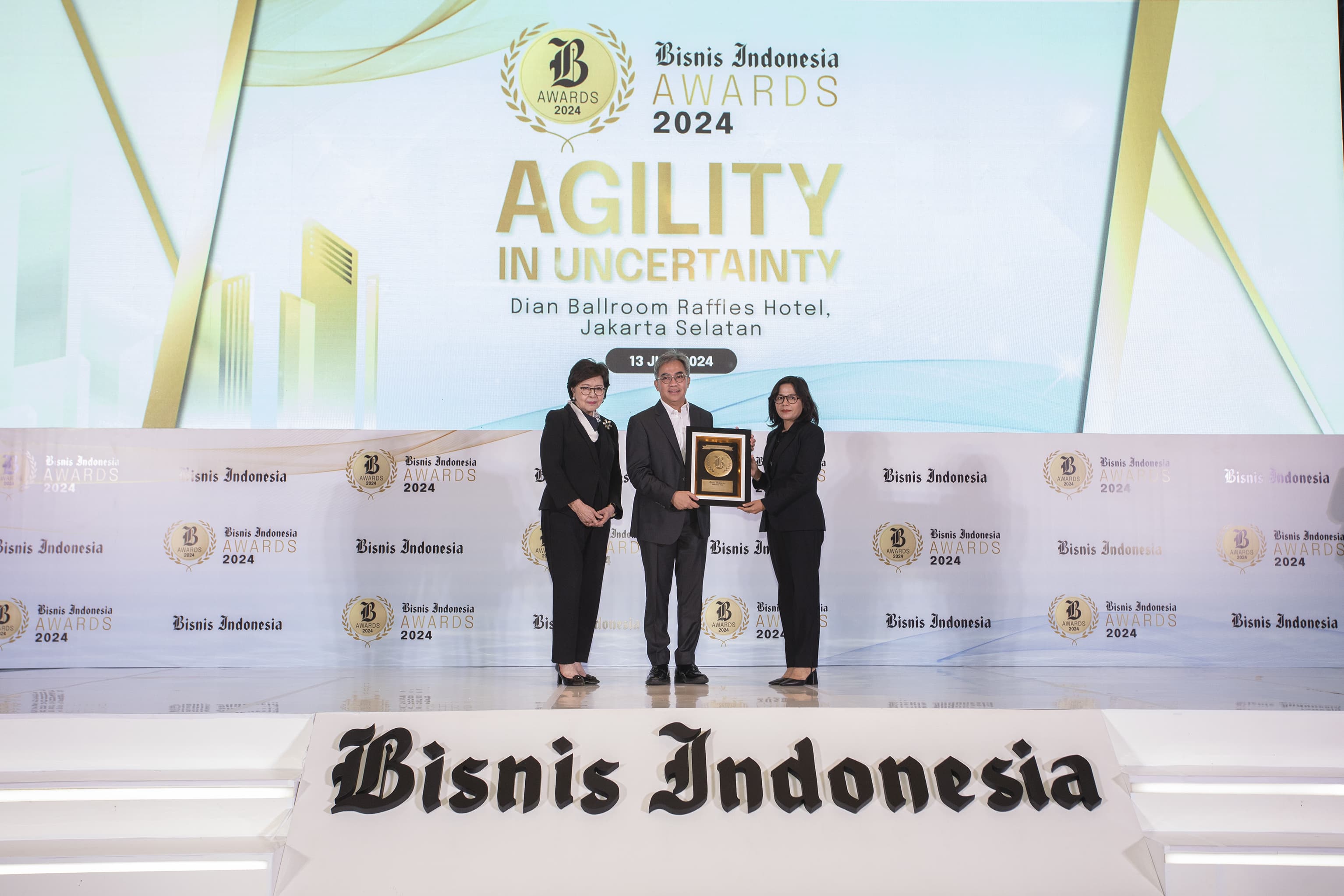 Mampu Jaga Kinerja, BJBR Raih Penghargaan Bisnis Indonesia Award 2024